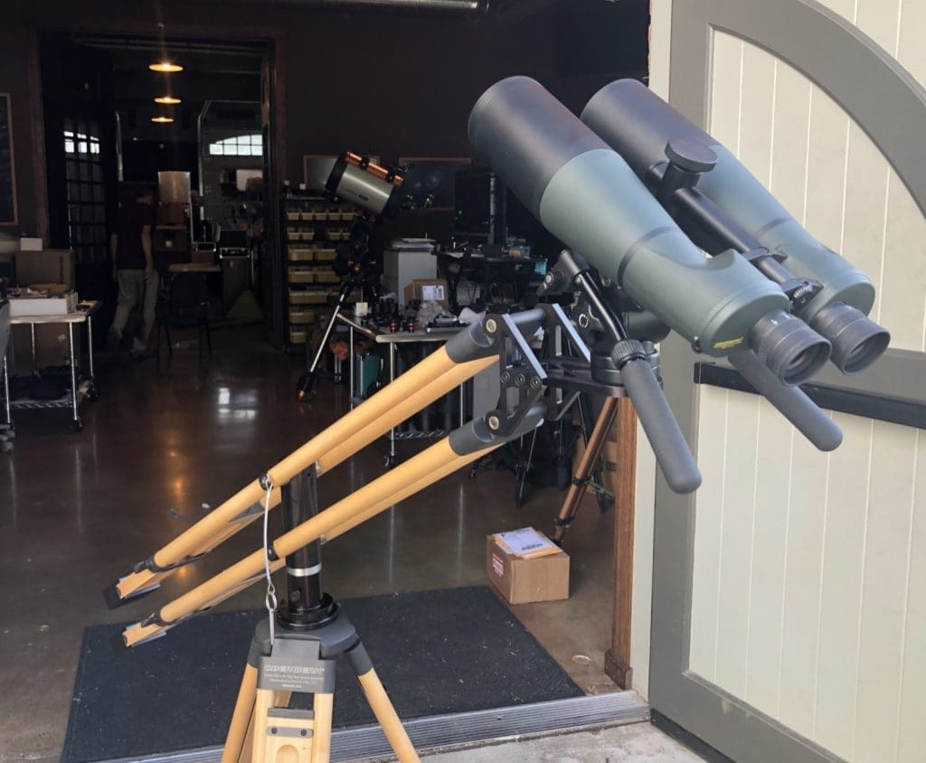 Oberwerk PM2 Mount: Premium Parallelogram for Binoculars