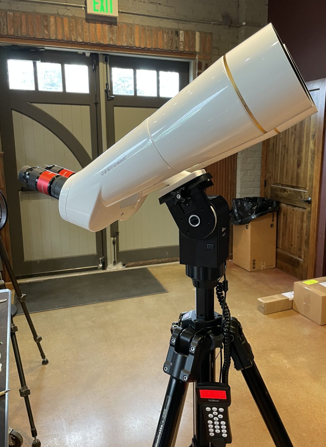 BT-120XL-SD: 120mm Apochromatic Binocular Scope